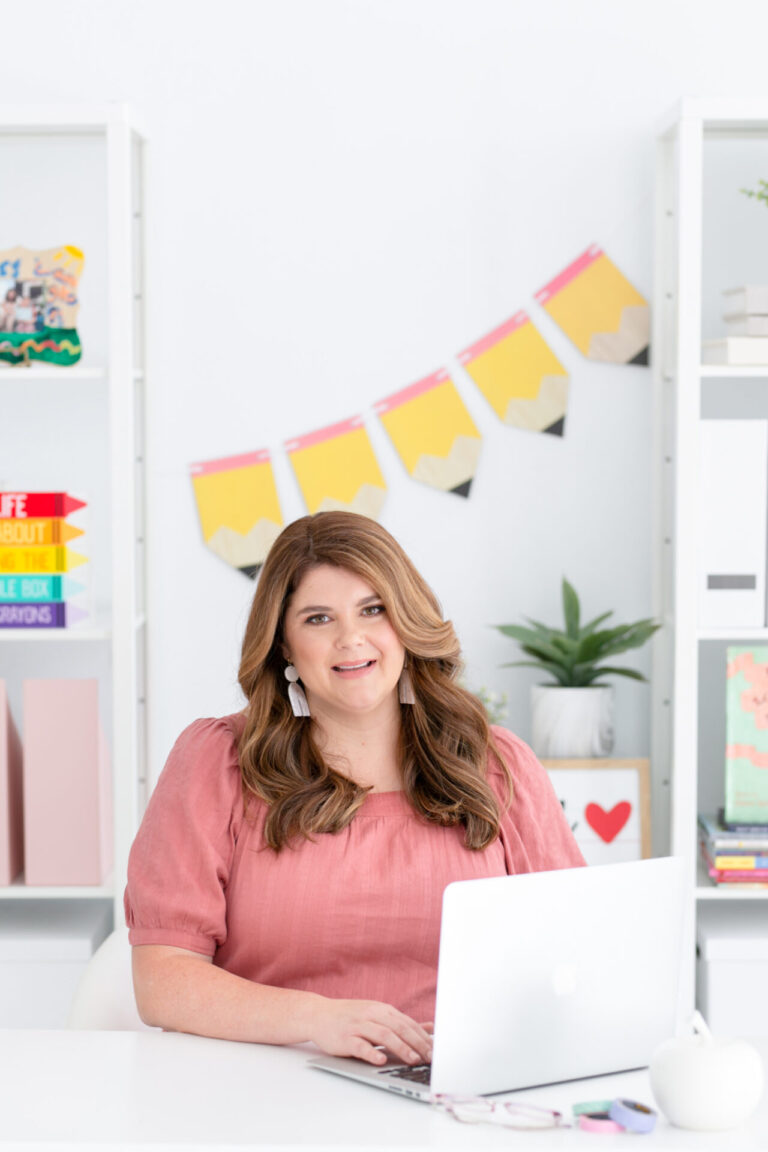 All About ME Poster Freebie - The Applicious Teacher